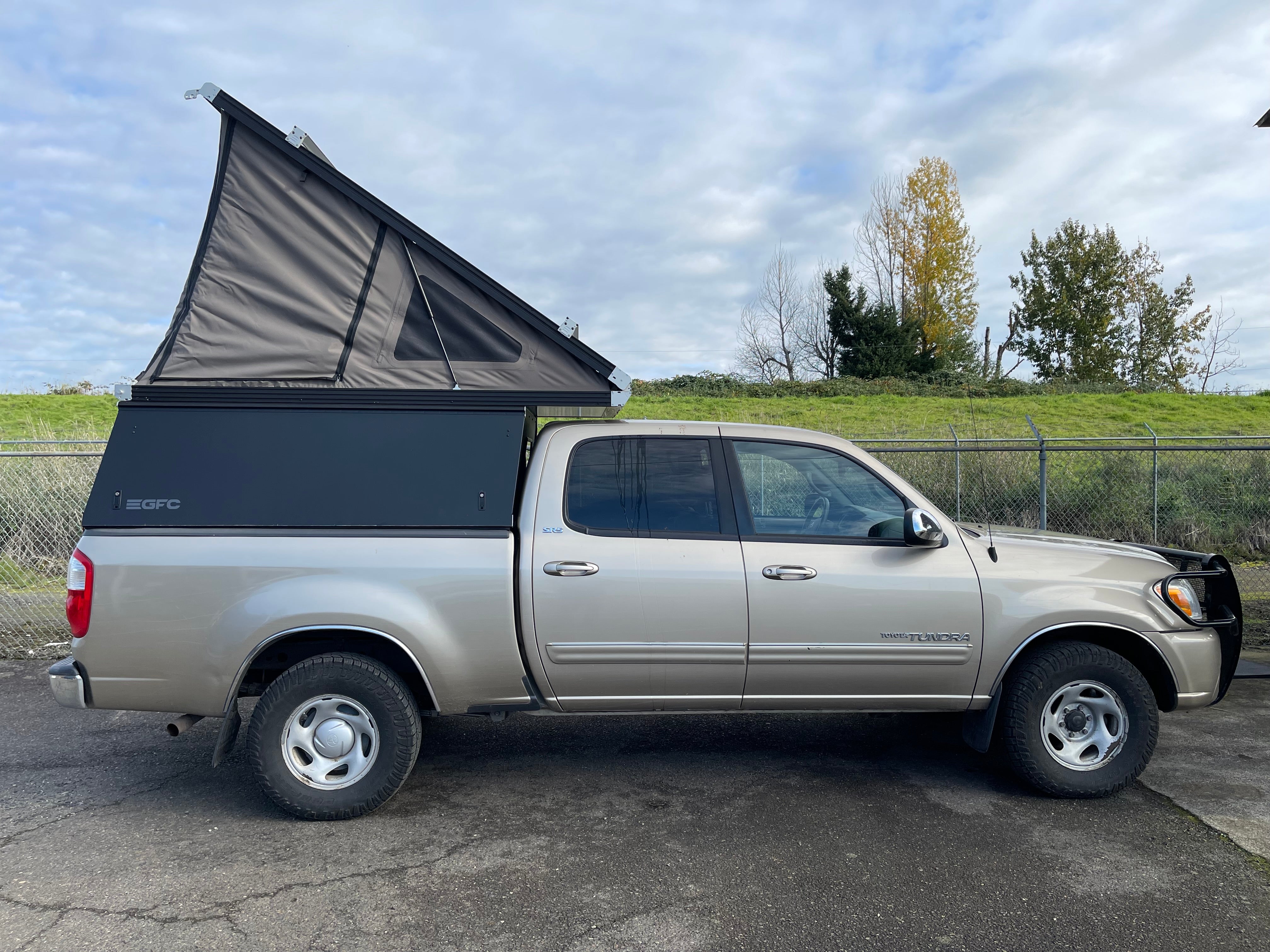 2006 Toyota Tundra Camper - Build #5757 – GoFastCampers