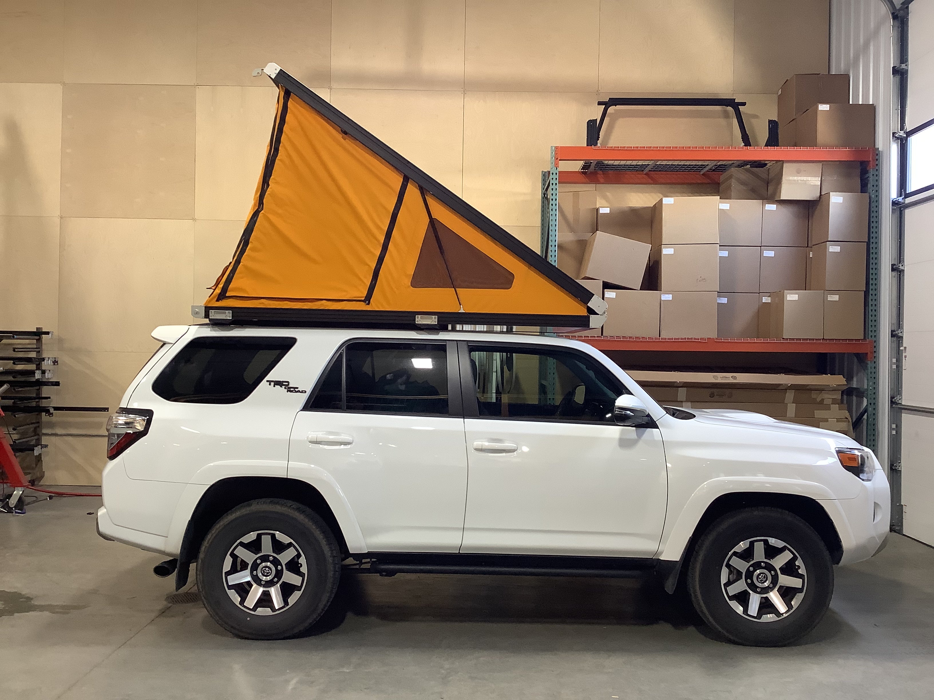 Toyota 4Runner Rooftop Tent (RTT) - Build #631 – GoFastCampers