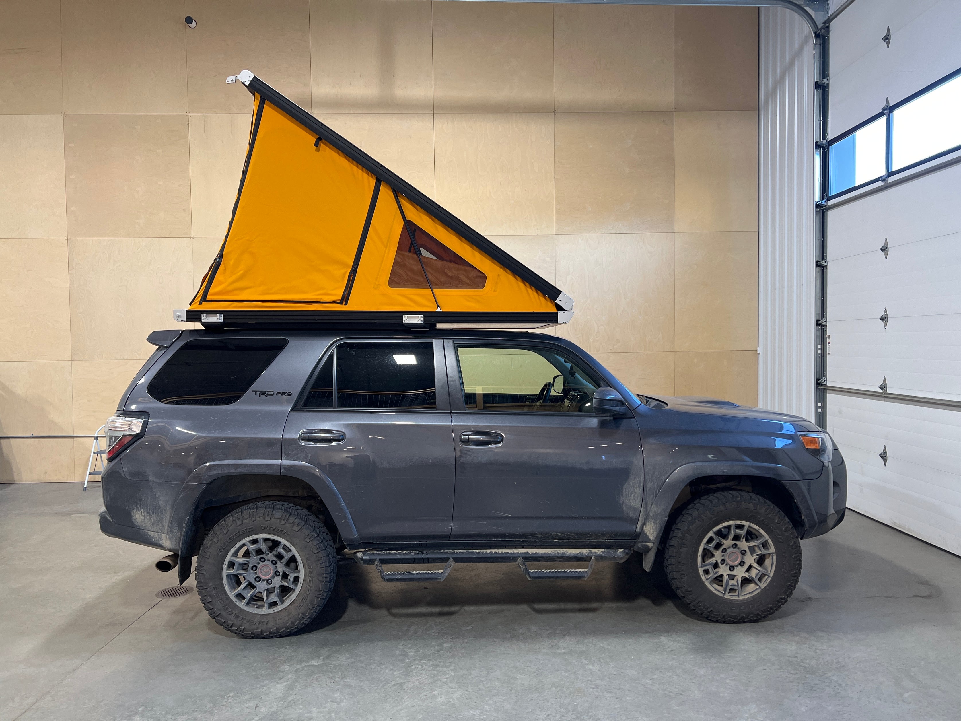2021 Toyota 4Runner Rooftop Tent (RTT) - Build #944 – GoFastCampers