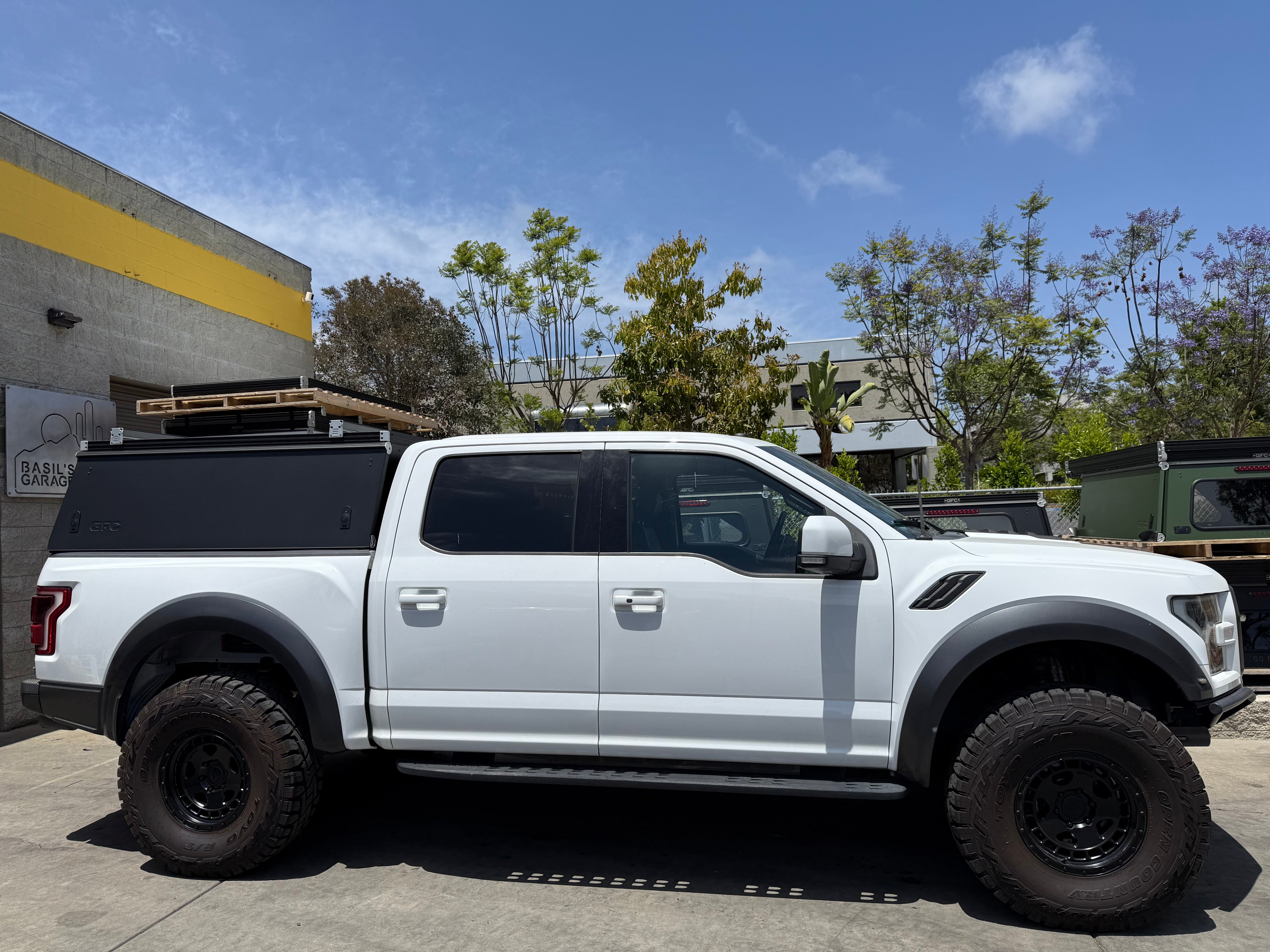2018 Ford F150 Raptor Topper - Build #913 – GoFastCampers