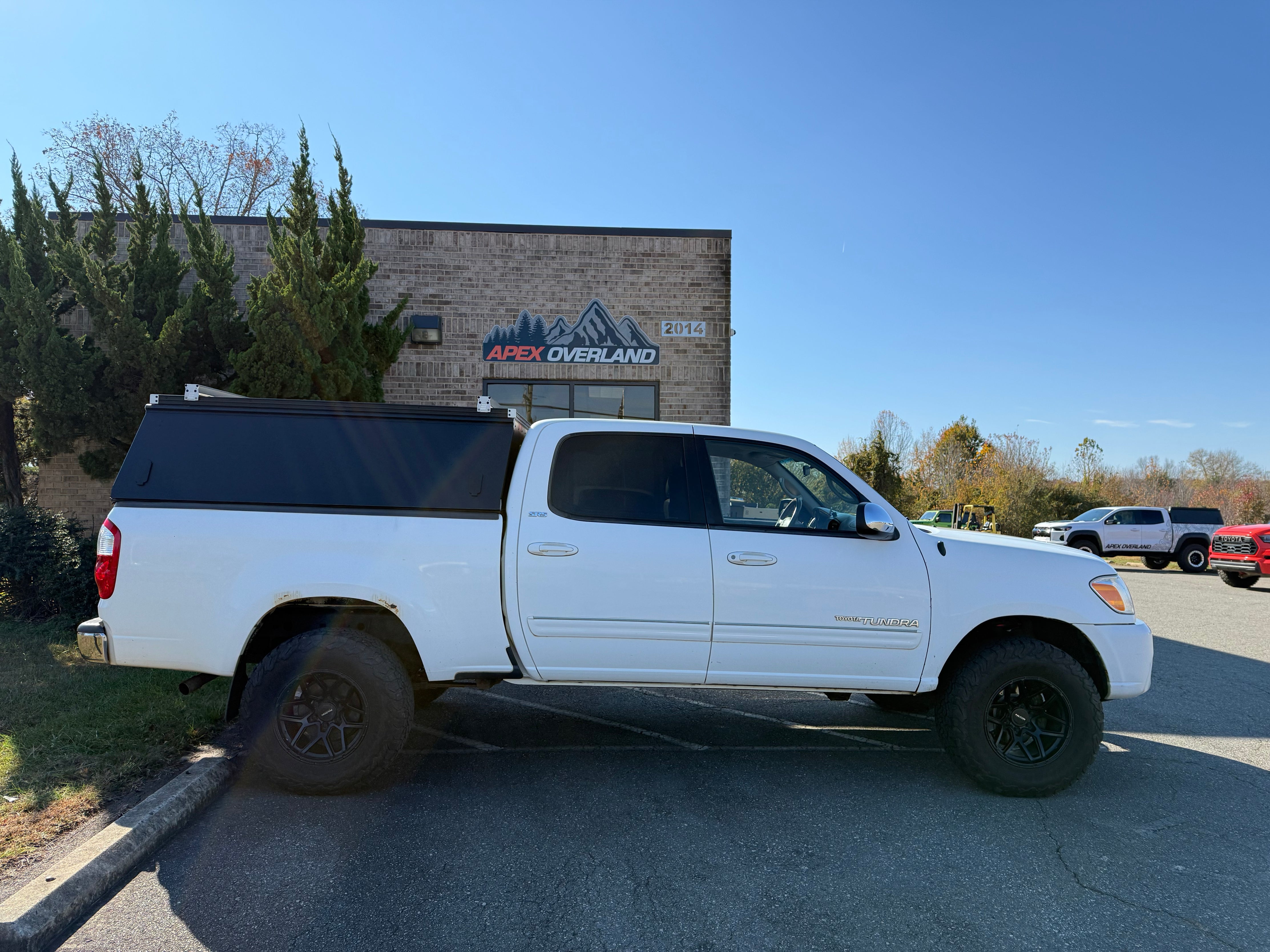 2005 Toyota Tundra Topper - Build #1153 – GoFastCampers