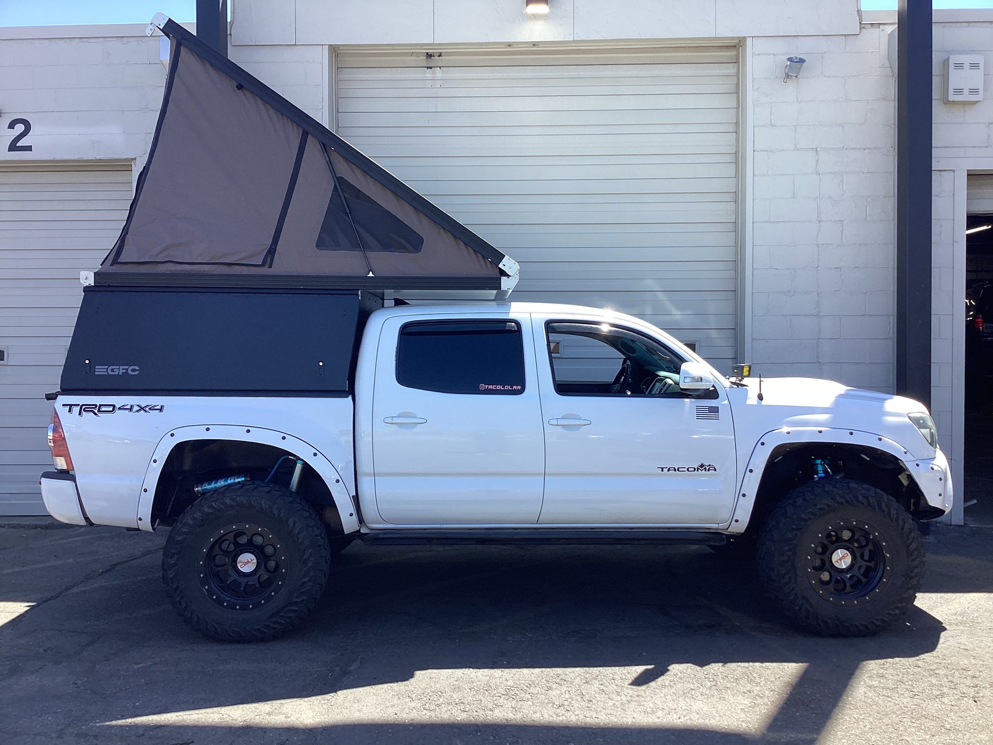 2014 Toyota Tacoma Camper Shell