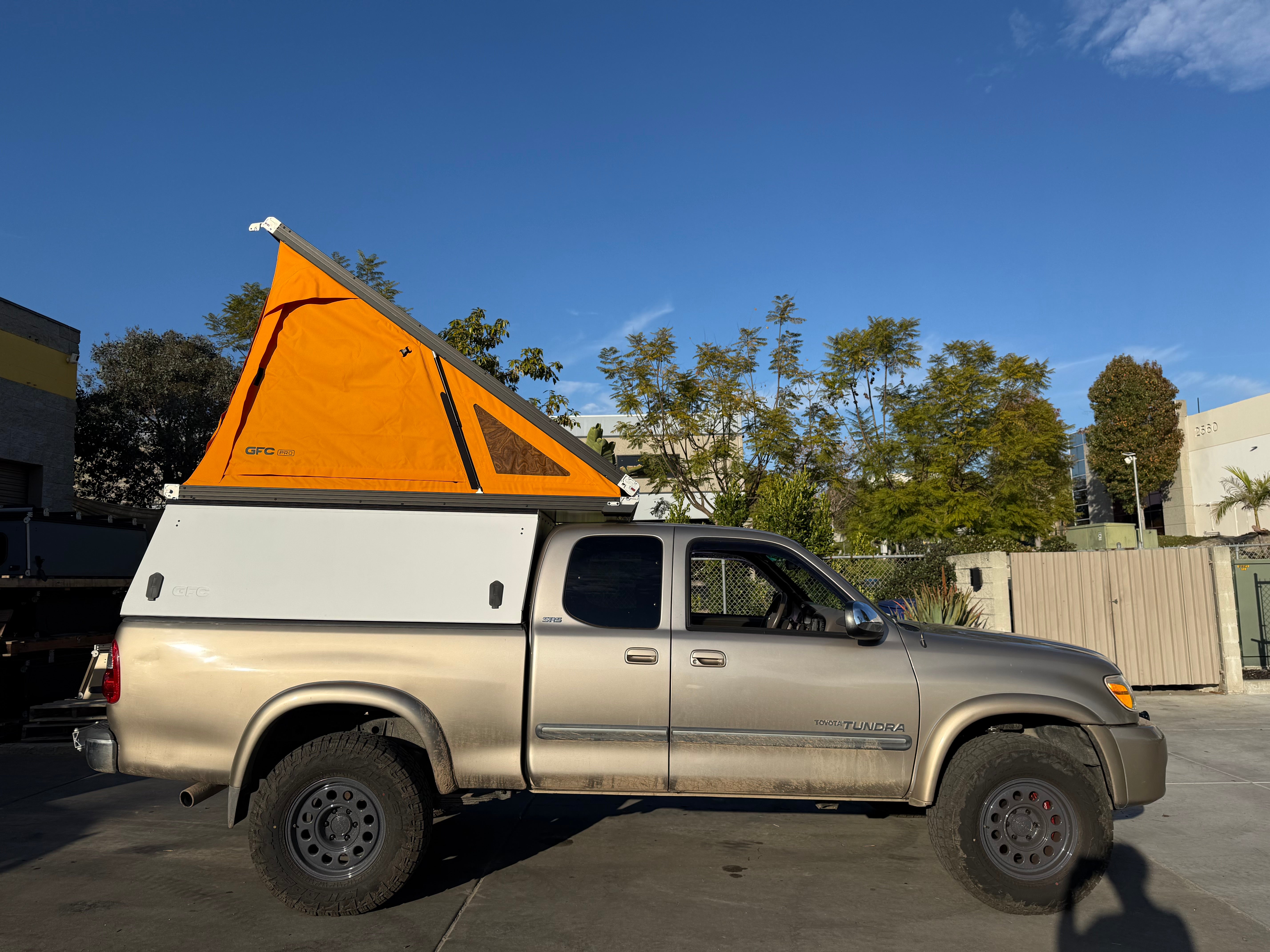 2006 Toyota Tundra Camper - Build #7914 – GoFastCampers