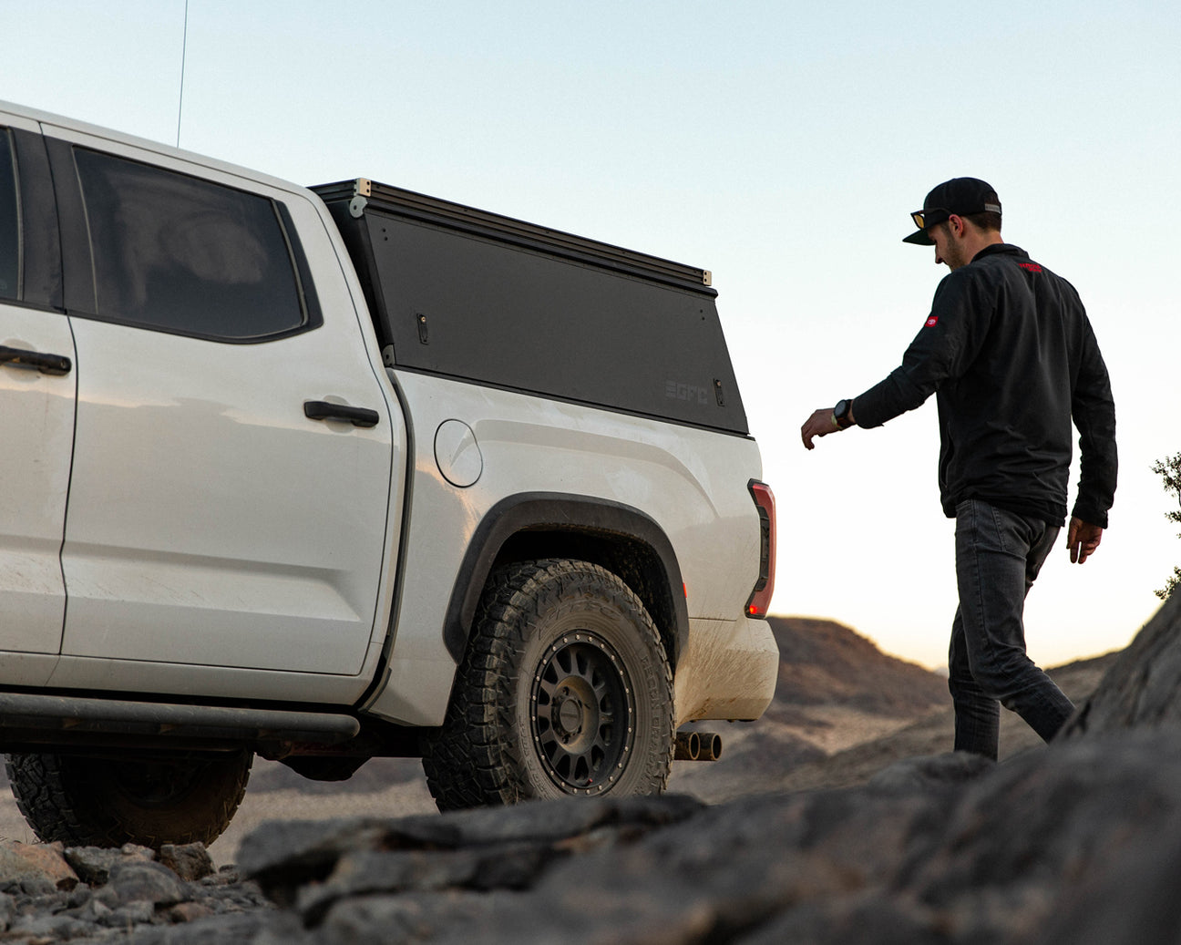 V2 Pro Topper – GoFastCampers